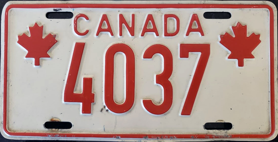 Canadian Military License Plates - POMV Plates