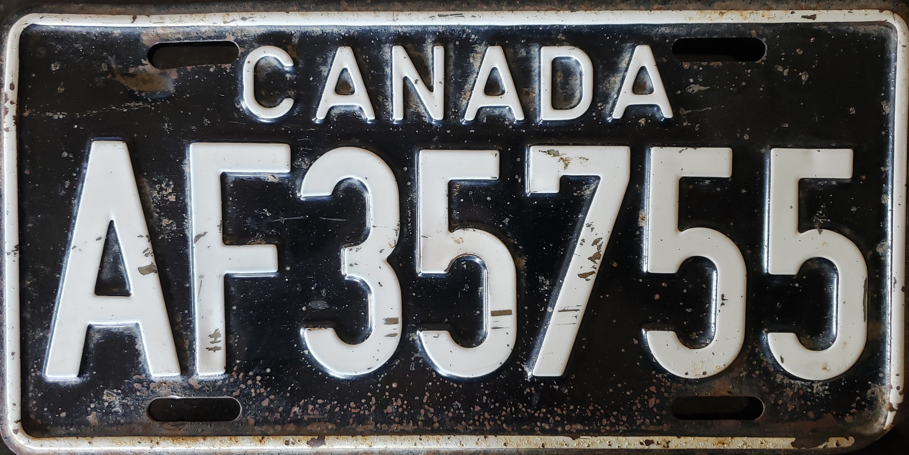 Canadian Military License Plates - For Sale / Trade